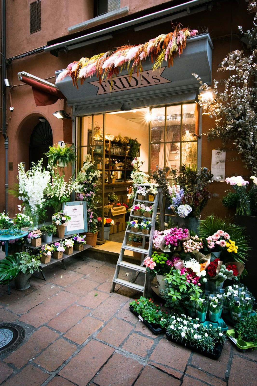 Top Flower Deliveries in Italy – Fresh Flowers for Any Occasion